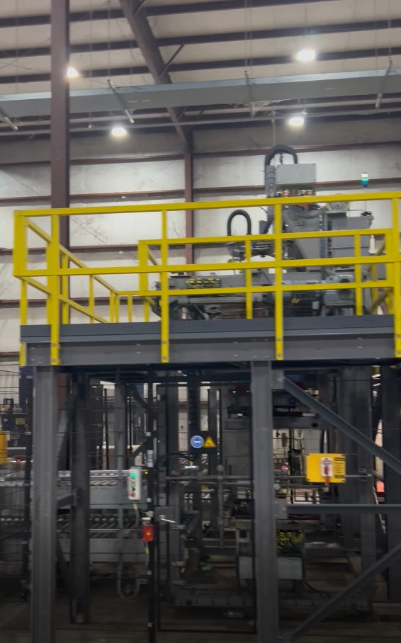 Used Complete Bottling Line KHS PET 54.000 bph | Elitekno Bottling ...