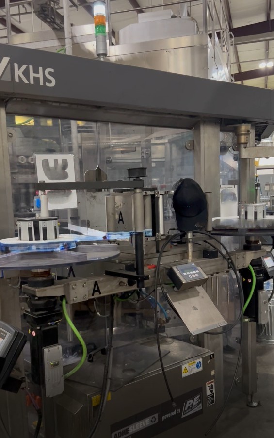 Used Complete Bottling Line KHS PET 54.000 bph | Elitekno Bottling ...