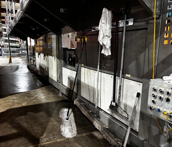 Used 2009 Complete Bottling Line PET KHS 72.000 bph | Elitekno Bottling ...